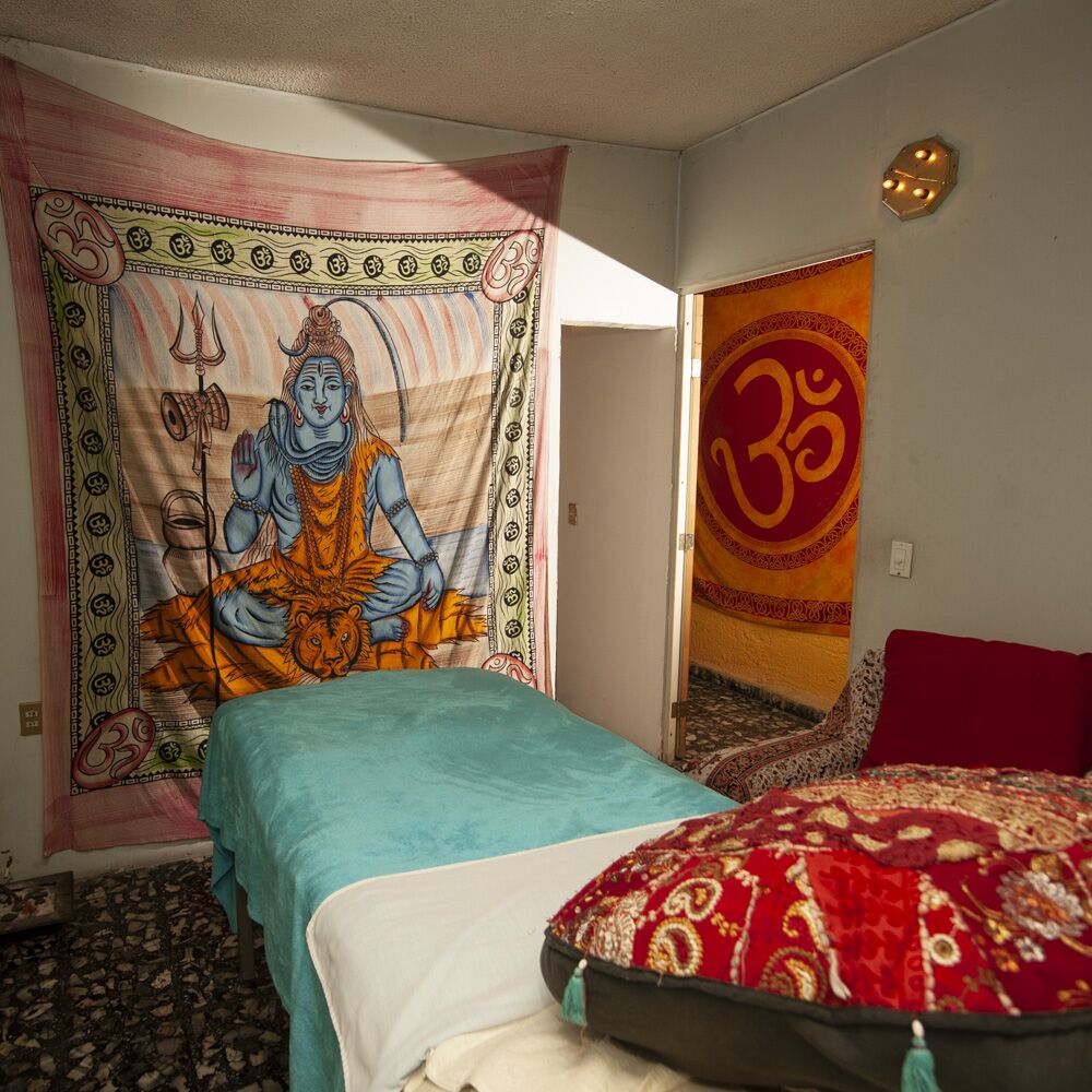 Hindu Art Massage